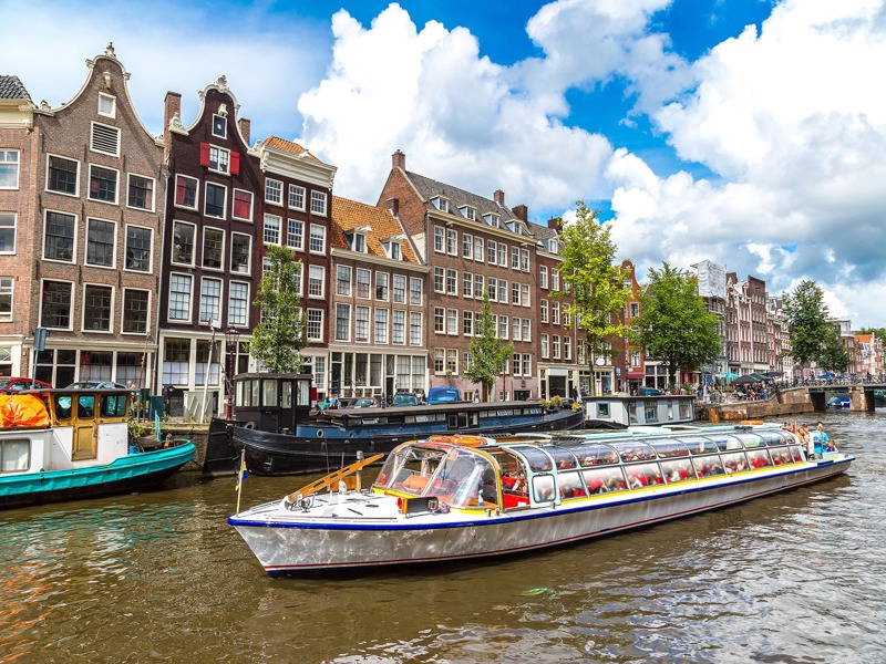 The Most Iconic Boat Tours in Amsterdam You Can’t Miss