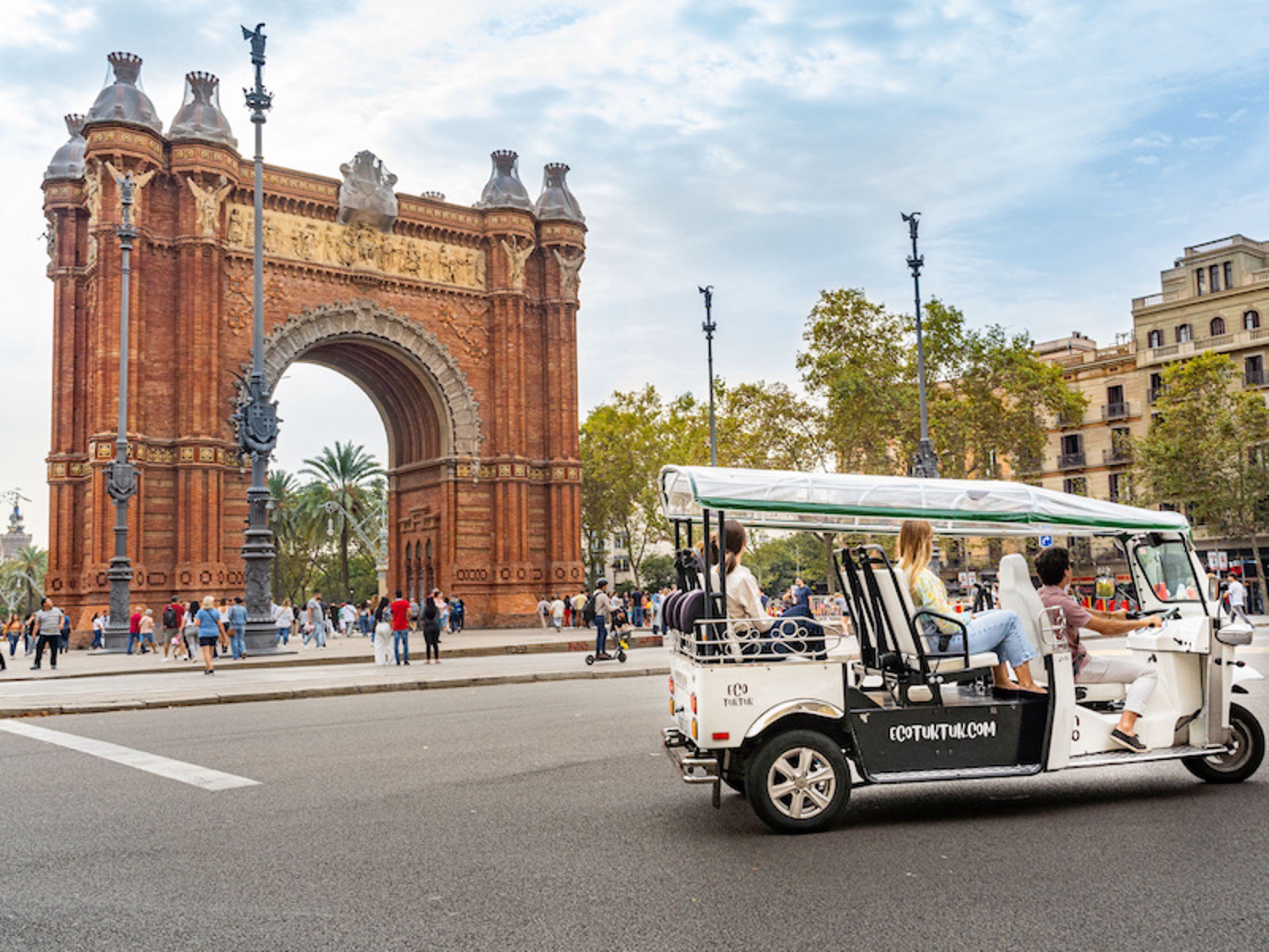 The BEST Golf Cart Tours in Barcelona! Free Cancellation