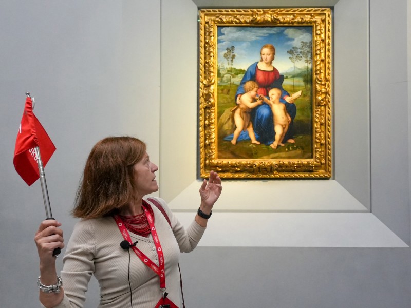 Guided Tours of Raphael’s Madonna of the Goldfinch in Florence